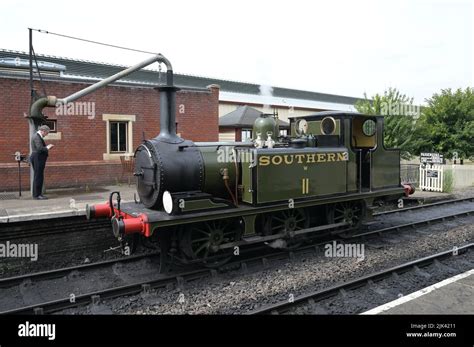 Sheffield Park East Sussex Uk July 30th 2022 A Lb Scr A1 Class Terrier Locomotive Refueling