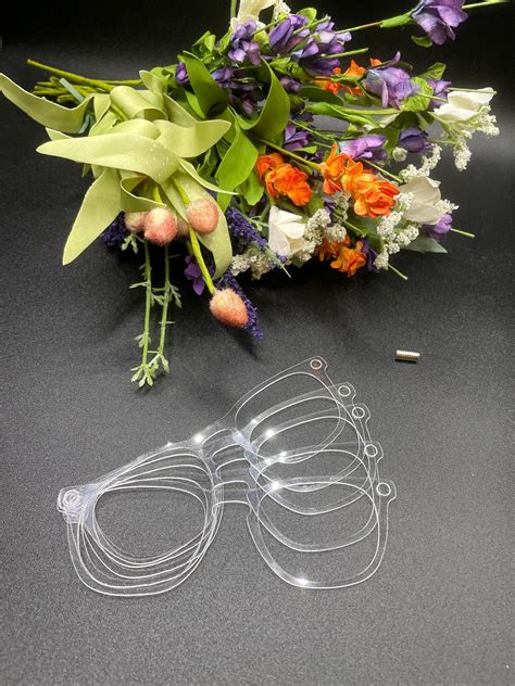 10 Or 5 Blank Glasses Topper Drew Bank Murphy Blank Soto Blank