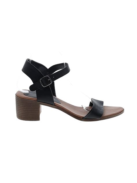 Rock And Candy Solid Black Sandals Size 9 50 Off Thredup