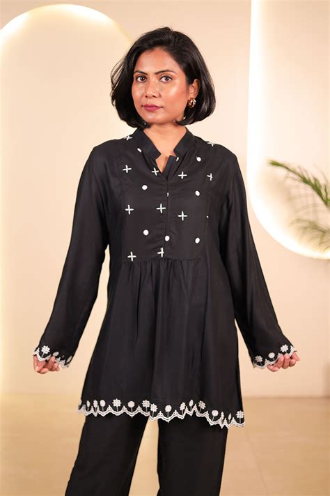 Buy Black Embroidered Kurta Set For Women Online