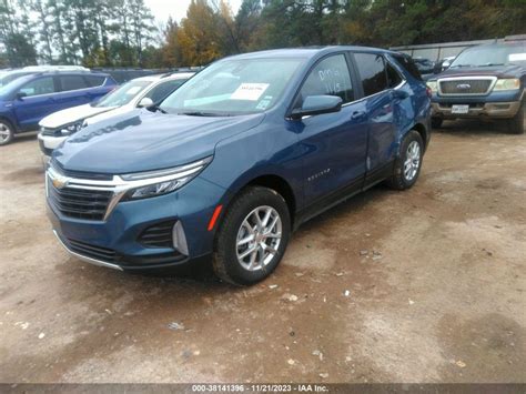 Vin 3gnaxuegxrl183623 Chevrolet Equinox 2024 Awd Lt Blue 15l Turbo
