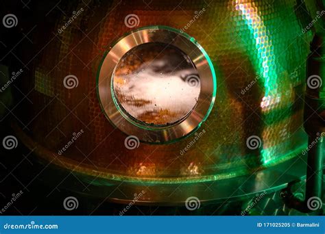 Gin Distillation Process In Copper Tanks Scotland Uk Stock Image