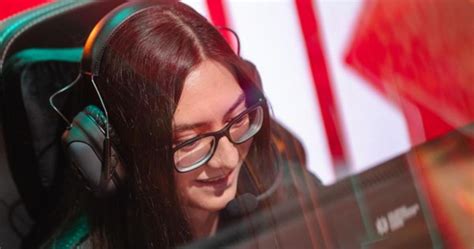 Florescent Valorant Settings Complete And Easy Guide Fragster