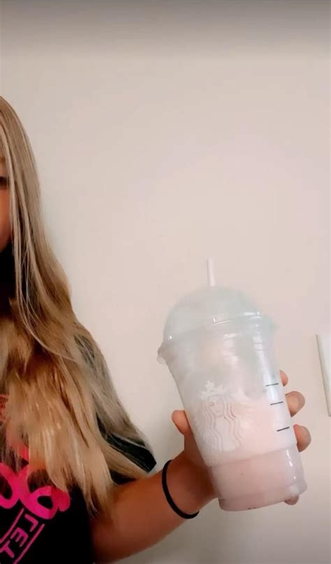 Preppy Pool Day 🌊🏝️ Video Pool Days Preppy Summer Preppy Inspiration