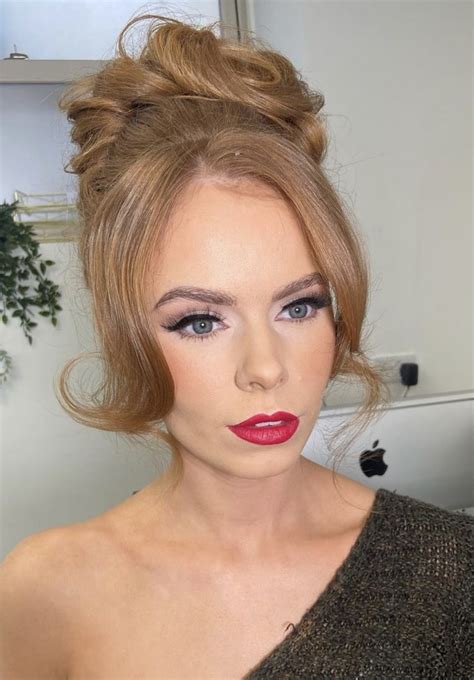 Picture Of Nadia Sayers