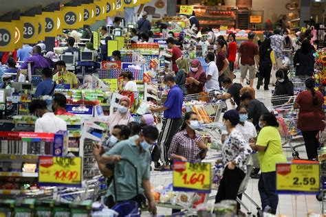 Malaysias Economy Grew 53 Yryr In Q1 Official Advance Estimate