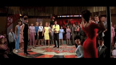 A Future Chart Topping Singer Got Her Start Dancing Beside Elvis In Viva Las Vegas