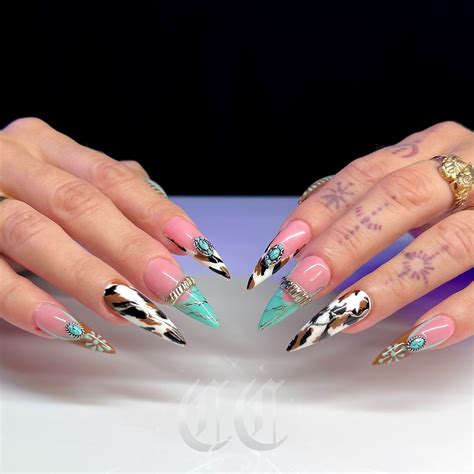 🐮🤠🩵 Inspo Dovenailsbysharon 🩵 Nails Cowprintnails Cowgirl