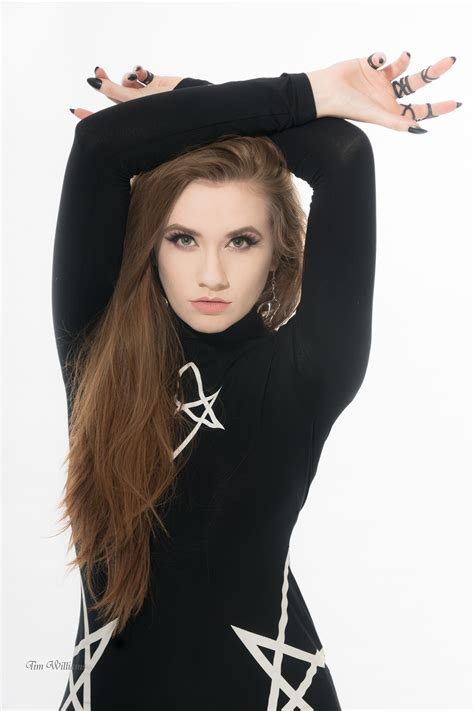 Model Kyden Uploaded 5th March 2018 0454 Pm