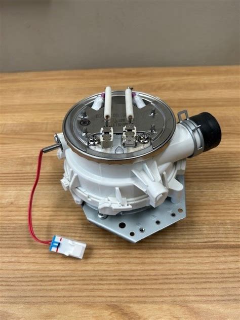 Lg Dishwasher Circulation Pump Casing Assembly Aeg73649901