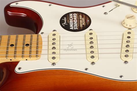 Fender American Standard Stratocaster Jade Pearl Metallic Maple Fiyatı