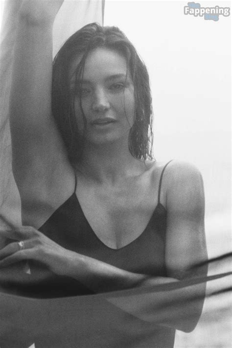 Miranda Kerr Sexy Vogue Magazine 10 Photos Thefappening