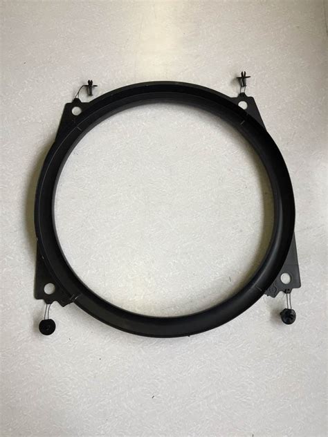 Накладка на диффузор Ивеко Старлис 8165855 Разборка Атего24