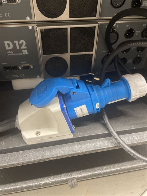 2 Pcs D12 Amplifier Ep5 With Case Ps Auction We Value The Future