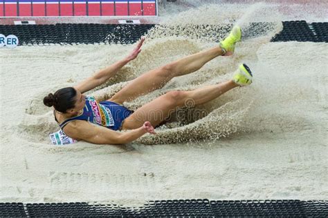 Atletismo Salto De Longitud De La Mujer Spanovic Ivana Imagen