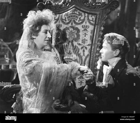 Great Expectations From Left Martita Hunt John Mills 1946 Stock