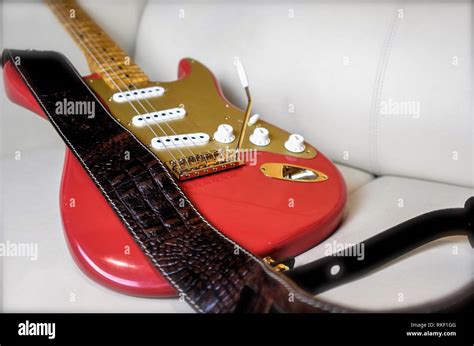 E-Gitarre / Stratocaster / Telecaster / Instrument Stock Photo - Alamy