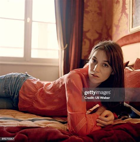 Charlotte Gainsbourg June 24 2002 Photos Et Images De Collection