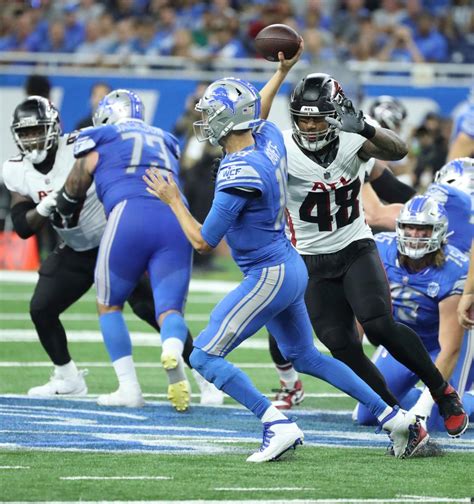 Detroit Lions Ol Colby Sorsdal Got Welcome To Nfl From Pass Rusher He