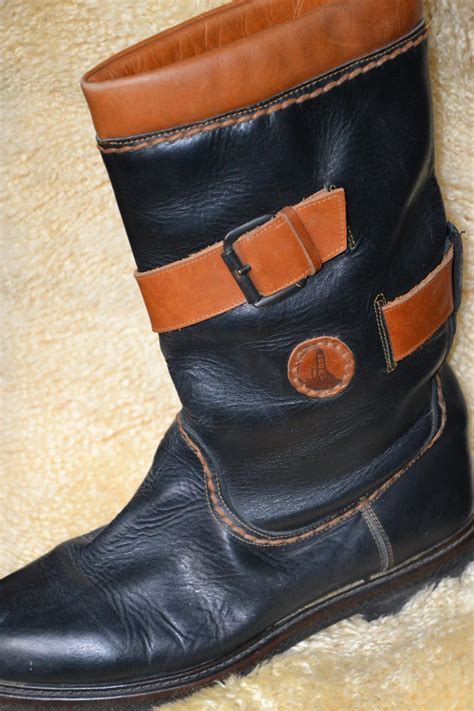 Gutman Randers ის სუპერ თანამედროვე კაცის ჩექმა ფასი 120 Facebook