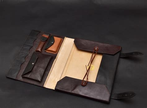 Папка из кожи для документов формата А4 Buisness Деревянные очки и оправы сумки и клатчи из