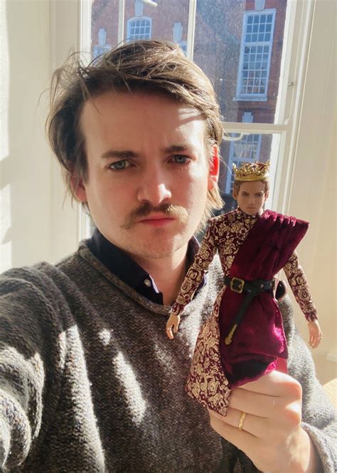 До Києва приїхав актор «Гри престолів Джек Ґлісон фото Читайте на Ukr Net