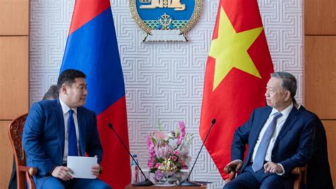 МОНГОЛ УЛСЫН ЕРӨНХИЙ САЙД Л ОЮУН ЭРДЭНЭ БНСВУ ЫН ЕРӨНХИЙЛӨГЧИД БАРААЛХЛАА