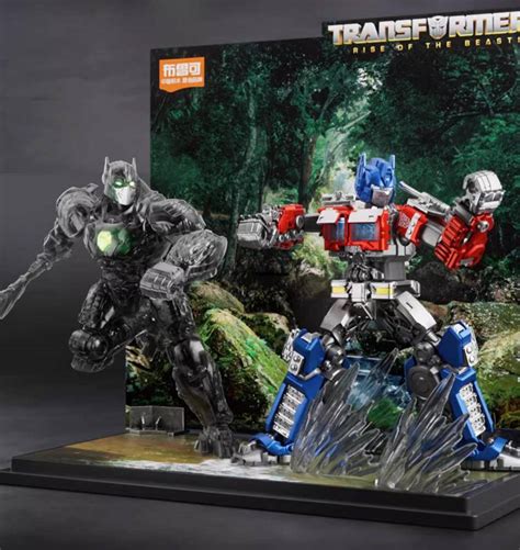 变形金刚超越版：组合款b 擎天柱 Ex版本 And 猩猩队长 野兽模式 And 猩猩队长 曜夜版（布鲁可blokees 71147） 最实用的国产积木索引表