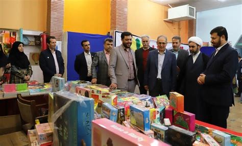 آیین افتتاح دومین نمایشگاه تخصصی کتاب کودک و نوجوان در کانون استان