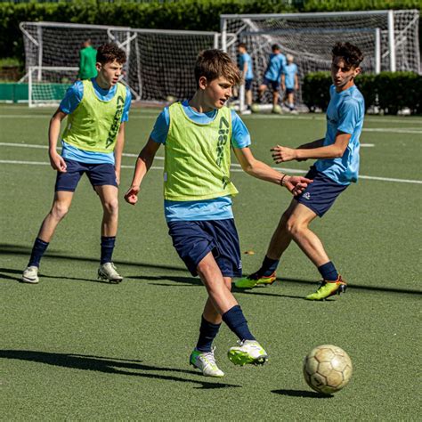 Albinoleffe E Monava Calcio And Impresa Premiano I Calciatori Studenti