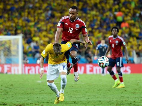 Neymar Injured Might Not Play Against Germany Business Insider
