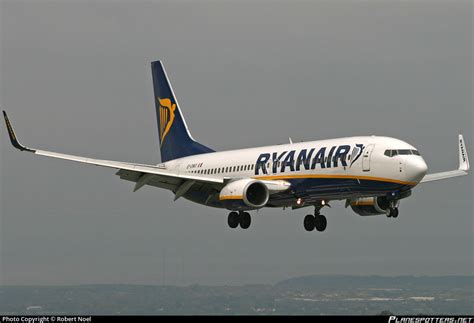 EI DWO Ryanair Boeing AS WL Photo By Robert Noel ID Planespotters Net