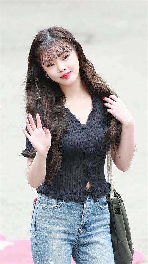 T From God On Twitter In 2021 Korean Girl Black Soojin Fashion