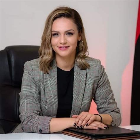 ИНТЕРВЈУ НА СТРУМИЦА ДЕНЕС СО ЕЛИ ПАНОВА СТРУМИЧАНИ ГЛАСАЈТЕ ЗА