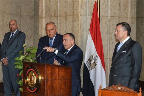 Egypts Looted Ancient Green Sarcophagus Lid Returned By Us