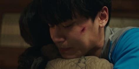 「良くも、悪くも、だって母親」イ・ドヒョン、母親のラ・ミランに挨拶【ネタバレあり】 Kstyle