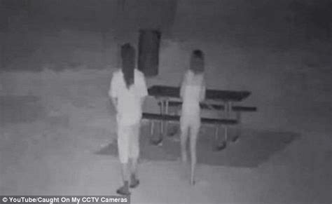 Youtube Video Shows Couples Having Sex In A Sacramento Park Daily Mail Online