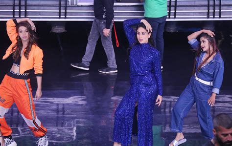 Photo Gallery Kareena Kapoor Khan Sets Dance India Dance Stage On Fire