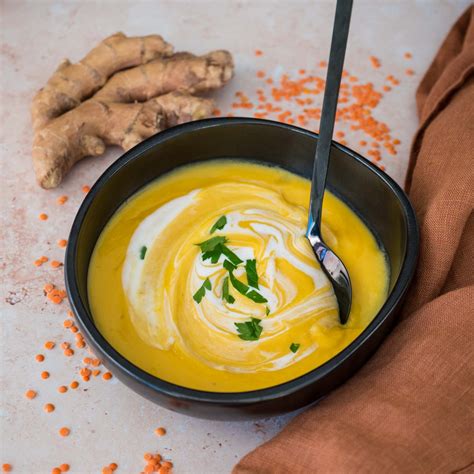 Velouté de carottes et lentilles corail au gingembre la cerise sur le