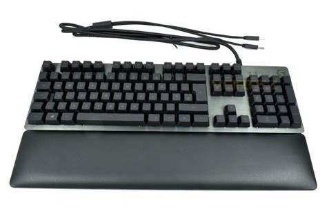 Logitech G513 Review Packaging And First Look