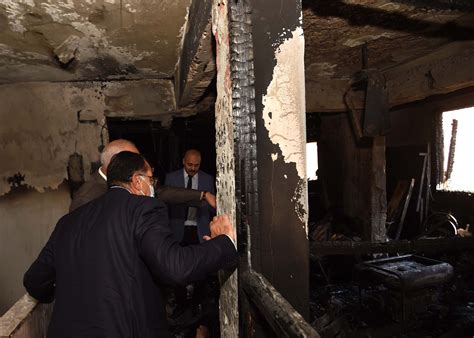 لحظة تشييع جنازة 20 من ضحايا حريق كنيسة أبو سيفين من منطقة الوراق