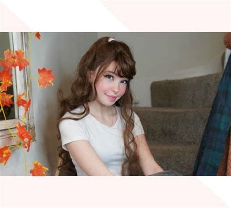 This Is How Belle Delphine Looks Without Makeup Fabbon