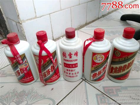 茅台酒瓶瓶摆件酒塞瓶盖瓶塞图片欣赏收藏价格7788连环画