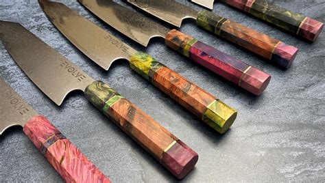 CUCHILLO ESTILO JAPONÉS EN ACERO DE DAMASCO Evolve Culinary