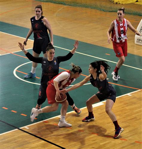 ΜΠΑΣΚΕΤ Α2 ΓΥΝΑΙΚΩΝ ΜΕ ΤΟ ΚΕΦΑΛΙ ΨΗΛΑ