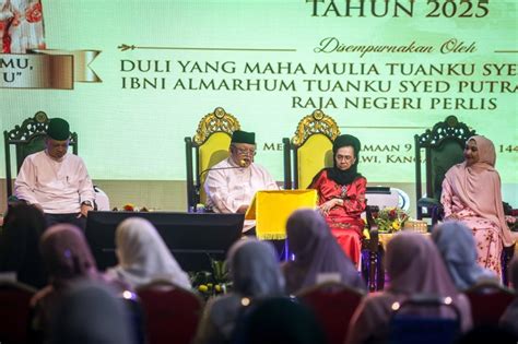 Perlis Ruler Urges Muslims To Reject Superstitions And Deviant