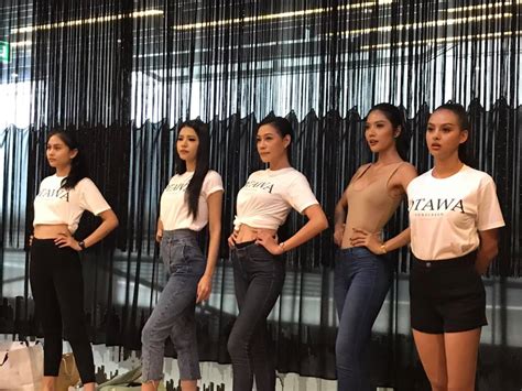 คลาสสอนเดินแบบของมิสแกรนด์น่าน Miss Grand Thailand Facebook