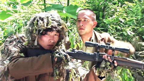 日軍狙擊手佔據制高點，卻沒發現共軍小夥在他身後悄悄出現！ Youtube