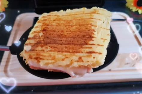 Delicious Snack In The Microwave