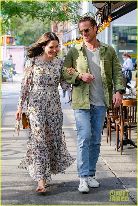 Sophia Bush And Grant Hughes Are Engaged Photo 4602601 Engaged